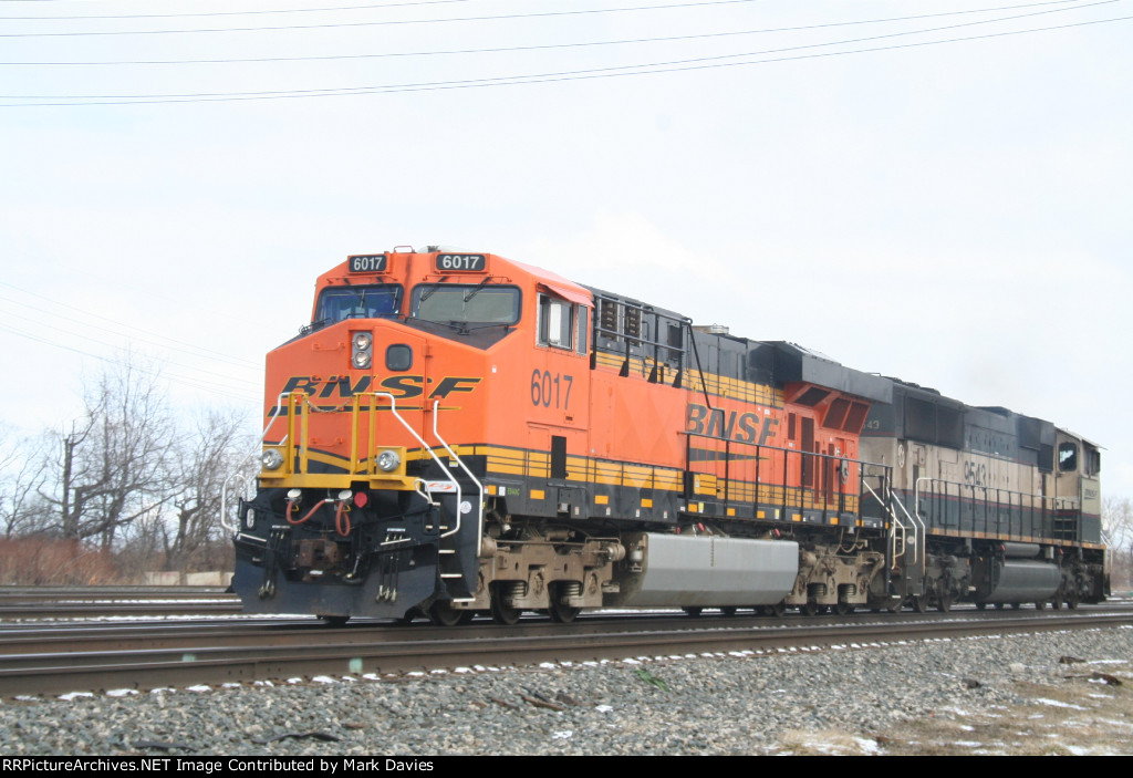 BNSF 6017